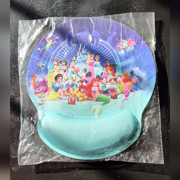 Disney | Other | Disney Ergonomic Mouse Pad New In Original Packaging ...